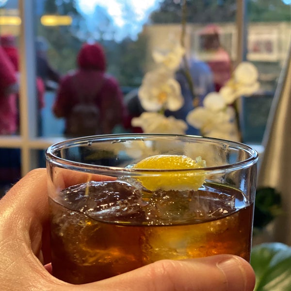 Regent Lounge - 130 Statler Drive