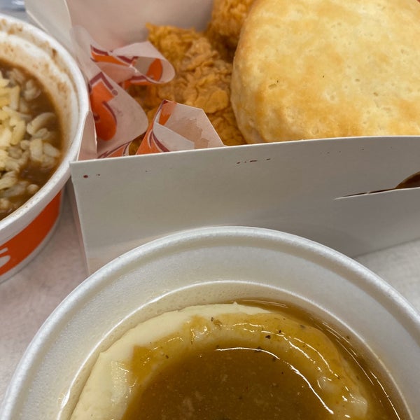 Popeyes Louisiana Kitchen - Eastwick - Southwest Philadelphia - 3 tips