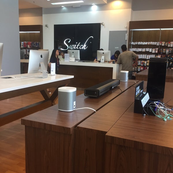 Photos at Switch (Apple Premium Reseller) - Electronics Store in ...