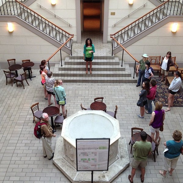 Mount Holyoke College Library - 3 tips from 240 visitors