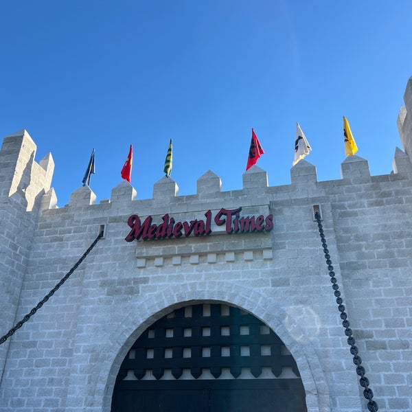 Medieval Times Dinner And Tournament Castles