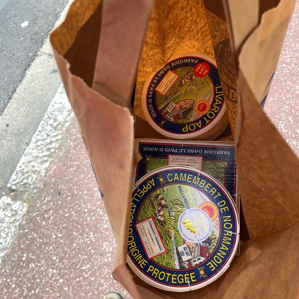 Fromagerie Graindorge - Cheese Shop