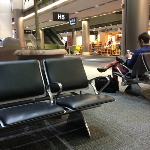 Concourse H - Miami International Airport - 22 tips