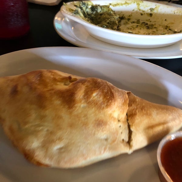 Rizzi's Paradiso Pub - Bar in Arlington