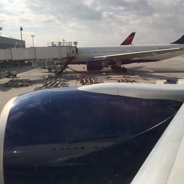 Delta - Flight DL 295 - Atlanta, GA