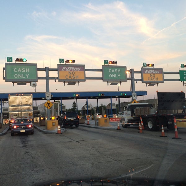 PA Turnpike at Exit 226 - 4 tips