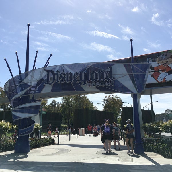 Disneyland Sign