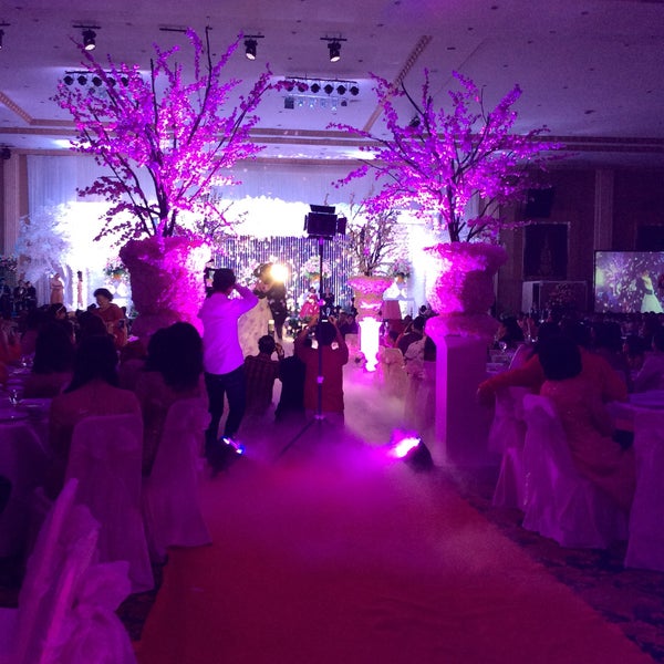 Manado Convention Center (MCC) - 26 tips from 2539 visitors