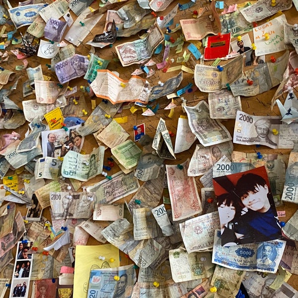 GLUR Bangkok Hostel & Coffee Bar - บางรัก - พระนคร, กรุงเทพมหานคร