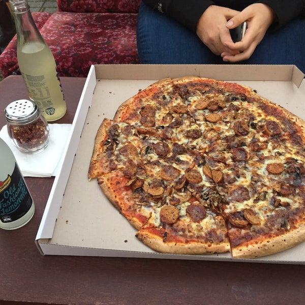 The Pizza Library Co - Tauranga, Bay of Plenty