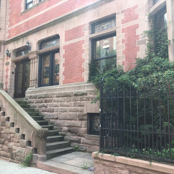 The Royal Tenenbaums House