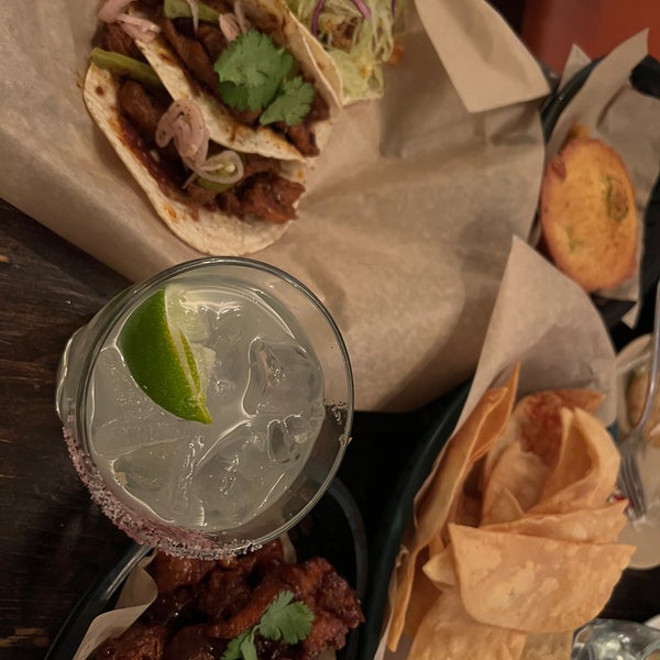 Escondite - Ville-Marie - 1206, avenue Union