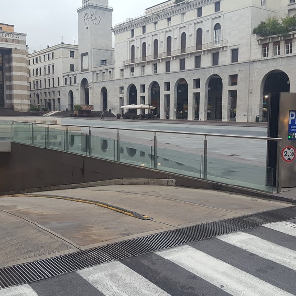 Parcheggio Piazza Vittoria - Parking