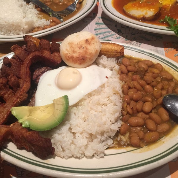 Pollos a La Brasa Mario - 6201 Woodside Ave