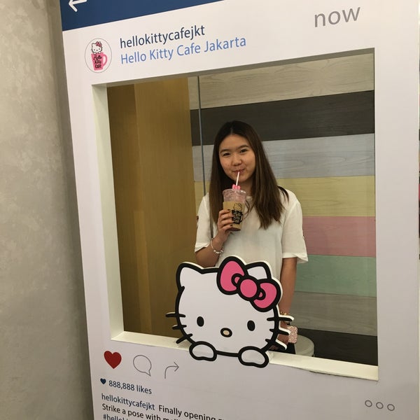 Rumah Hello Kitty Pantai Indah Kapuk