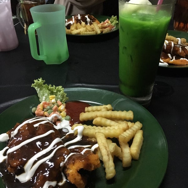 Angah D&C Western & Steam Burger - Steakhouse in Johor Bahru