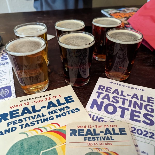 The Duke of Wellington (Wetherspoon) - Wellington Square