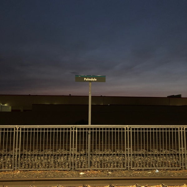 Metrolink Palmdale Station - Rail Station