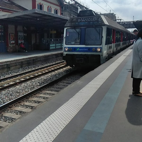 Gare SNCF de La Garenne-Colombes - 4 tips from 644 visitors