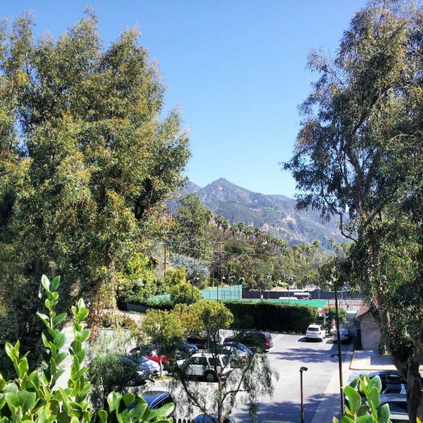 Altadena Town and Country Club - E. Mendocino St.