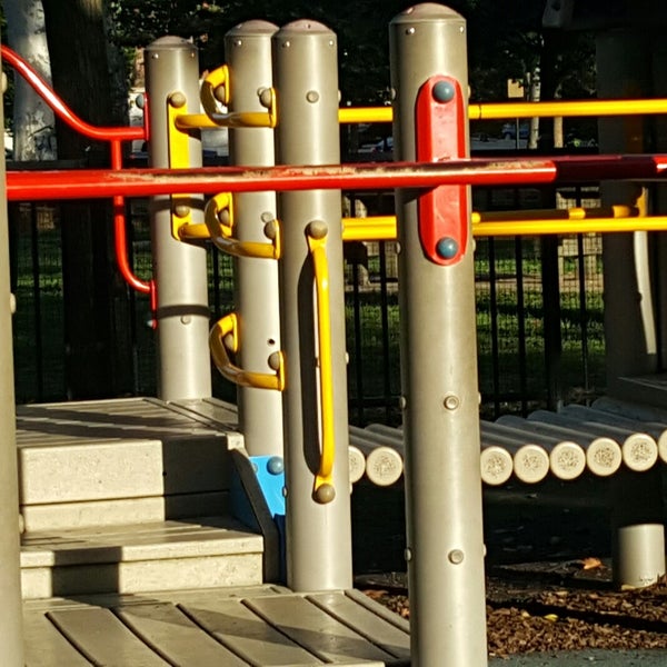Franklin Square Park Playground - Center City East - Philadelphia, PA