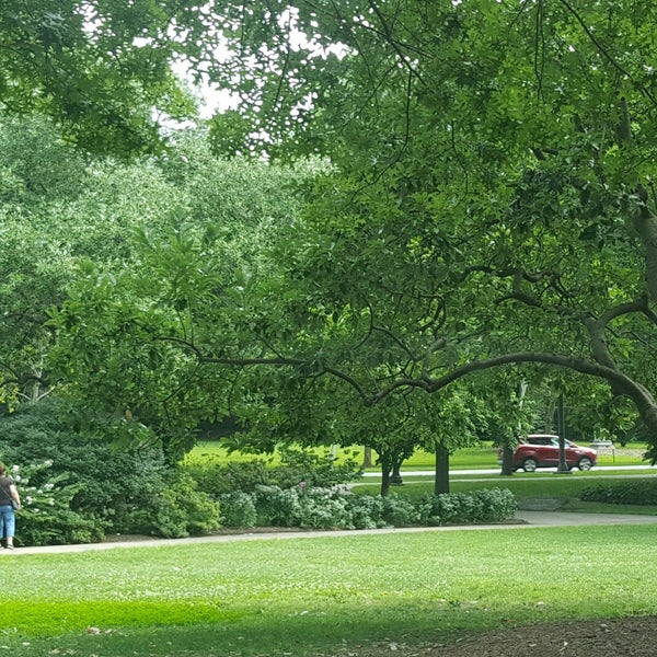 Azalea Gardens - West Philadelphia - 7 tips