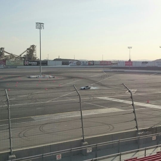 Irwindale Speedway Drag Strip Thursday Night (Now Closed) - 3 tips