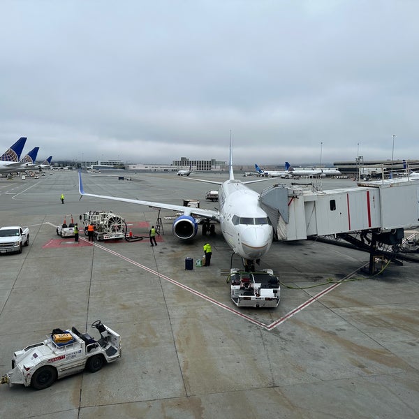Gate F2 - Terminal 3