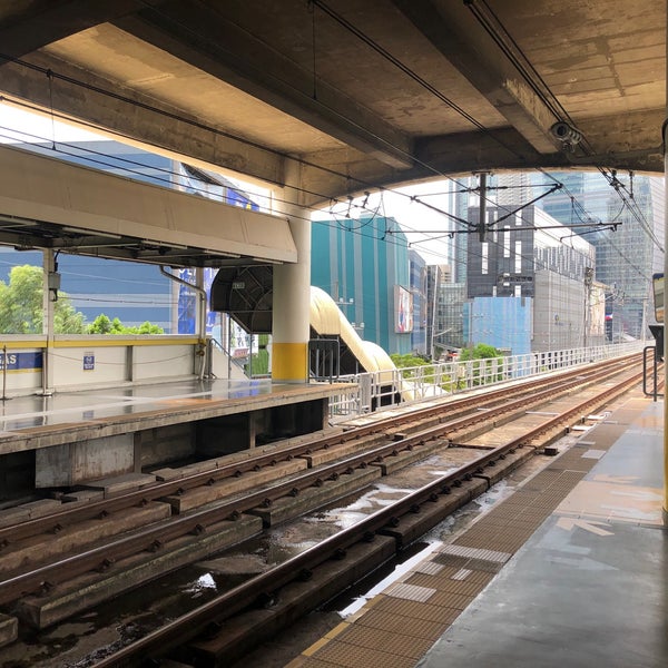 MRT3 - Ortigas Station - Metro Station in Mandaluyong City