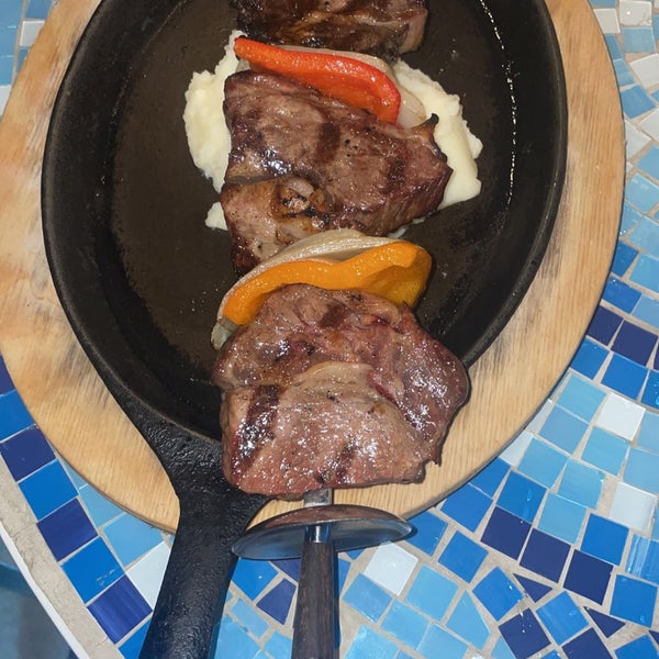 Genius Lounge and Sake Bar - Waikiki - 35 tips from 1310 visitors