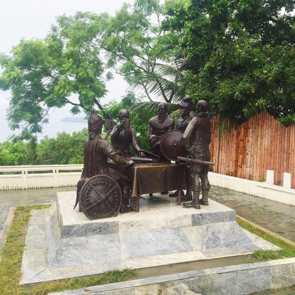 Blood Compact Shrine - 2 tips from 87 visitors