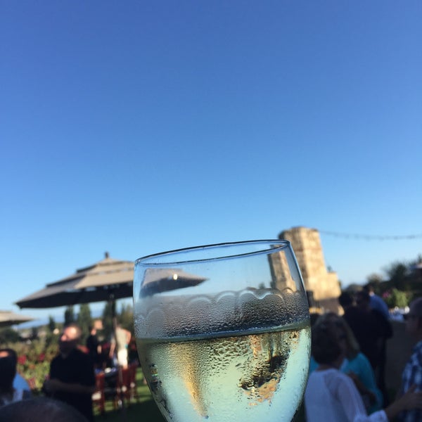 Photos at Frog Bar & Grill at the Glenn Annie Golf Course - Goleta, CA