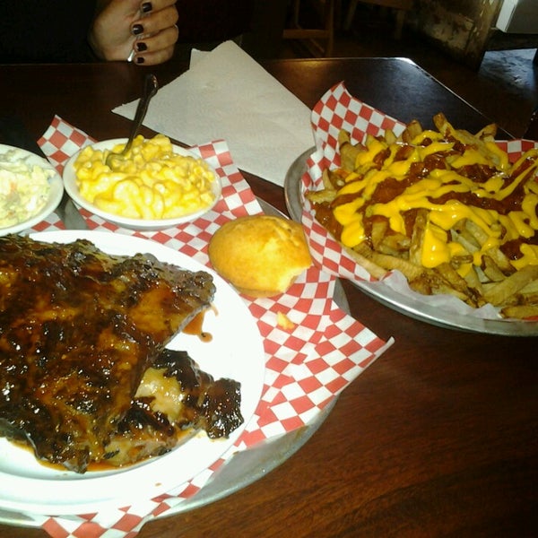 Sweet Lumpy's BBQ (Now Closed) - BBQ Joint in Temecula