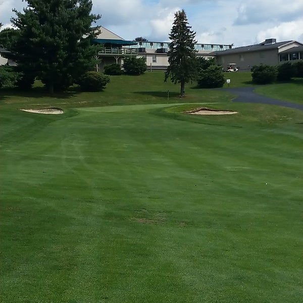 Ft. Cherry Golf Club - Golf Course in Mc Donald