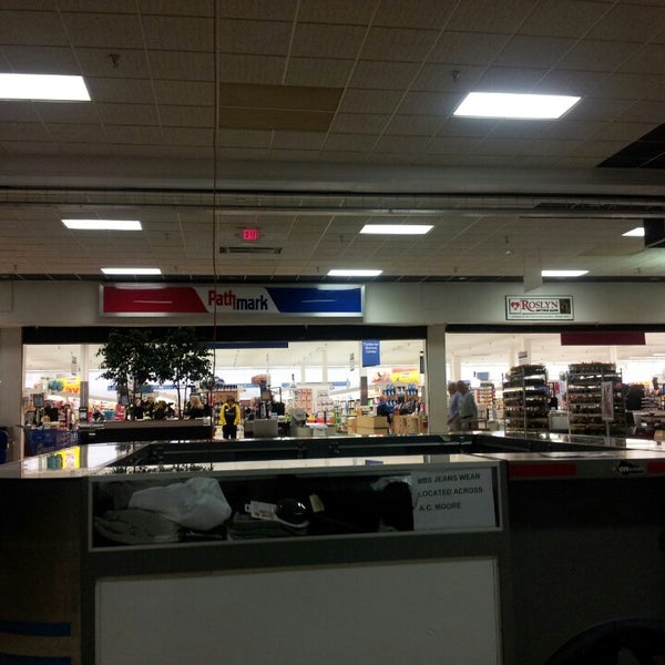 Pathmark (Now Closed) - Supermarket in Holbrook