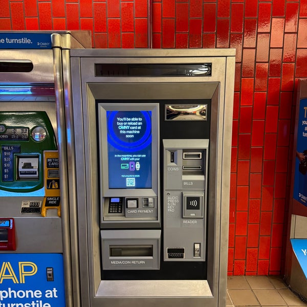 MTA Subway - Bowling Green (4/5) - Financial District - New York, NY