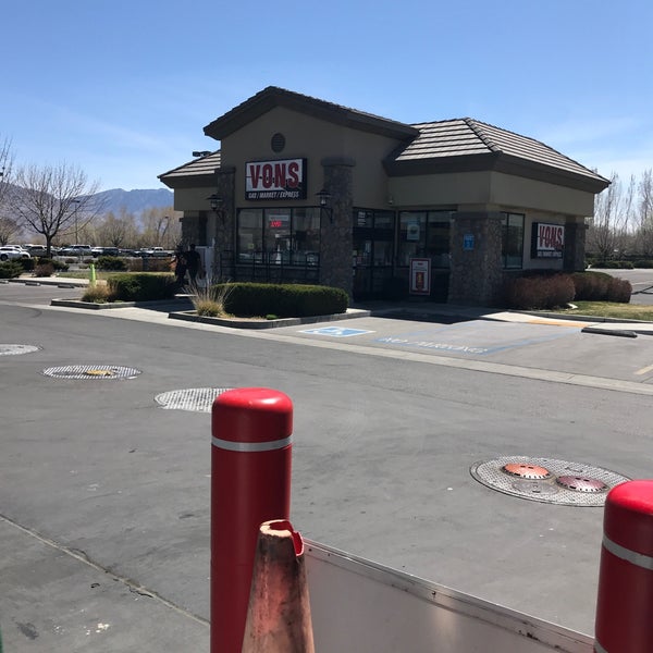 Vons Fuel Station - Fuel Station in Bishop