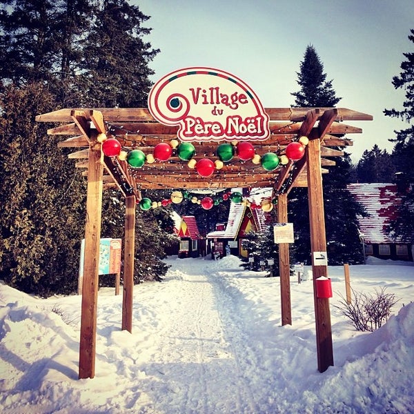 Village du Père Noel - Playground in Val-David