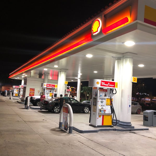 Shell - Fuel Station in San Diego