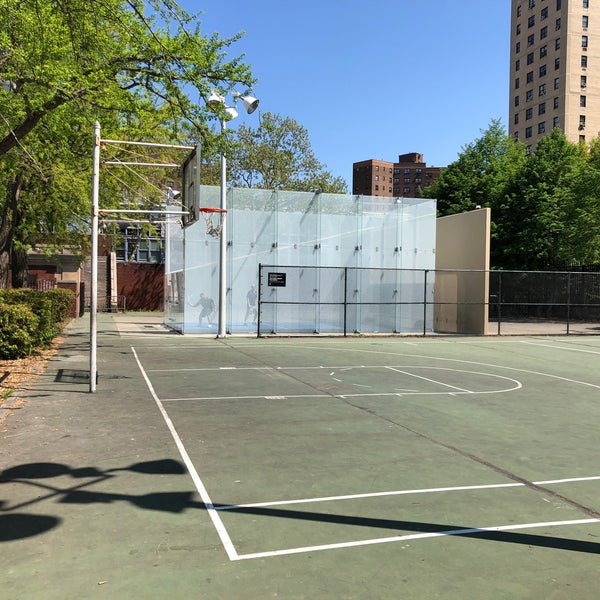 Hamilton Fish Recreation Center - Recreation Center in Lower East Side