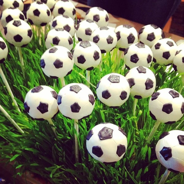 Emergence Capital Partners - Hayward Park - 110 visitors