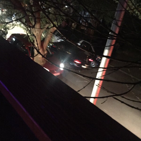 Maroon Bar - 1 tip from 350 visitors