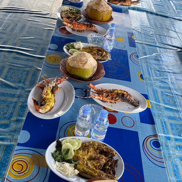 KJA Keramba Jaring Apung - Seafood Restaurant