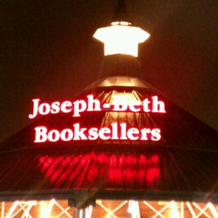 Photos at Joseph-Beth Booksellers - Bookstore in Lexington
