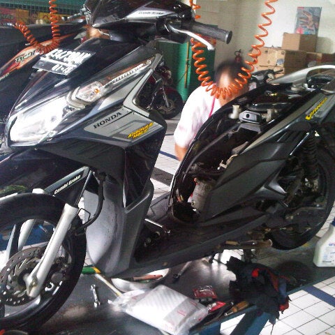 Clara Motor AHASS 8942 Jl. Panjang - Motorcycle Dealership in Kebon Jeruk