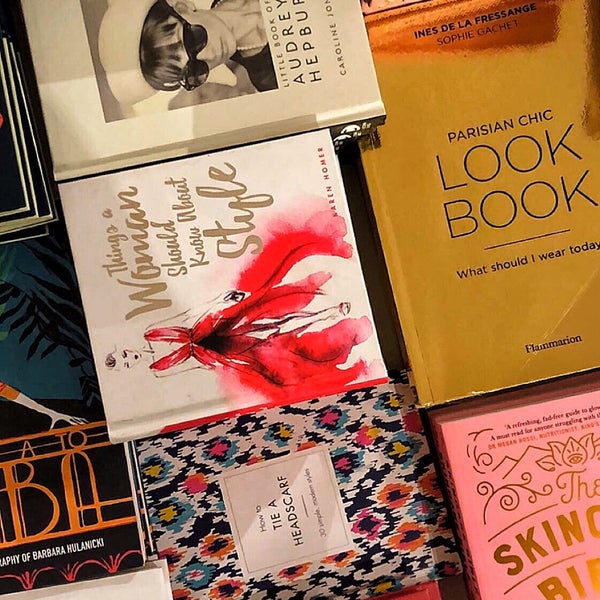 The Harrods Bookshop - Bookstore in Kensington and Chelsea