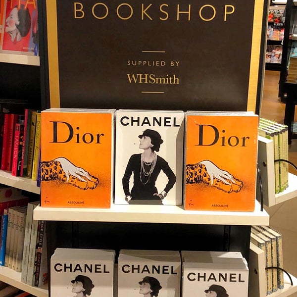 The Harrods Bookshop - Bookstore in Kensington and Chelsea