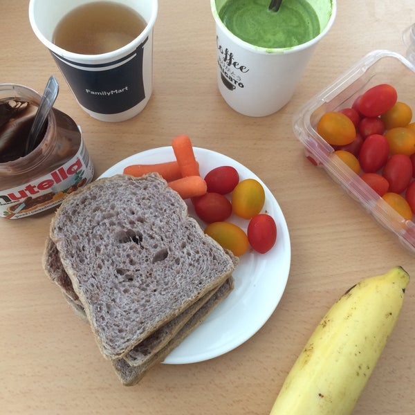 Fico Place Building - 18/8 Sukhumvit 21