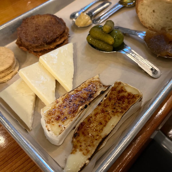 Cheese & Crack Snack Shop - American Restaurant in Portland