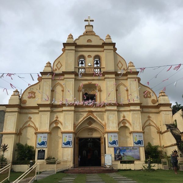 Church of Sto. Domingo de Basco - Church in Basco